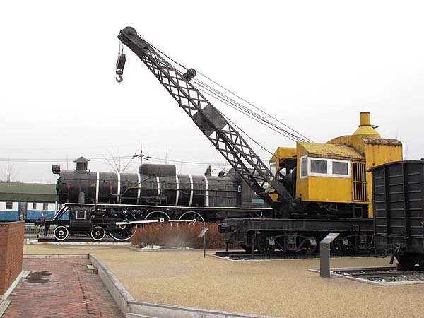 Surviving Railway Cranes in Asia (East)