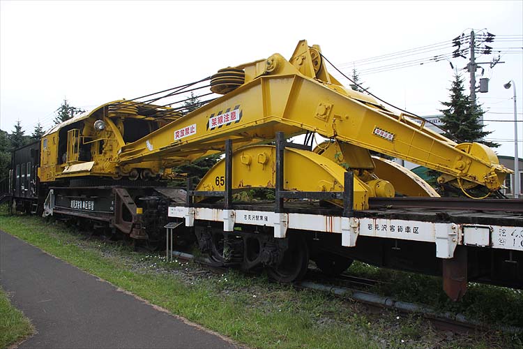 Surviving Railway Cranes in Asia (East)