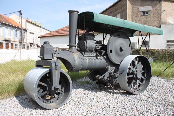 A Portuguese Steam Engine Miscellany